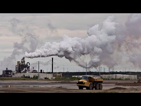 Ottawa announces $1.6B boost for Alberta energy sector amid oil woes