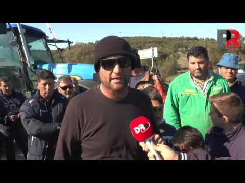ΟΙ ΕΛΛΗΝΕΣ ΑΓΡΟΤΕΣ ΜΑΘΑΙΝΟΥΝ ΓΙΑ ΤΟΝ ΠΛΟΥΤΟ ΠΟΥ ΕΧΟΥΜΕ ΚΑΙ ΠΕΤΑΝΕ ΣΤΟΝ ...
