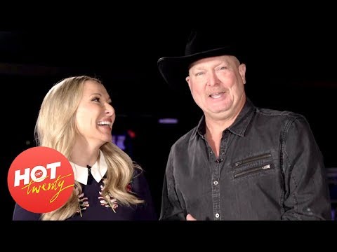Tracy Lawrence Talks Going on Tour with Justin Moore 🎤 Hot 20 | CMT