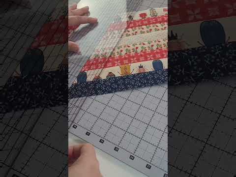 FREE Pattern with the Diamond Strip Ruler #quilter #diamonds #diamondstripruler