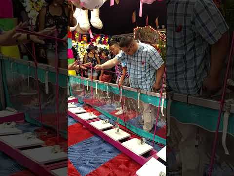 2020 California State Fair - BOTTLE UP!! Easy carnival game to win!