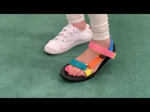 New TEVA Sandal Comfortable New UGG 2021 Von Maur