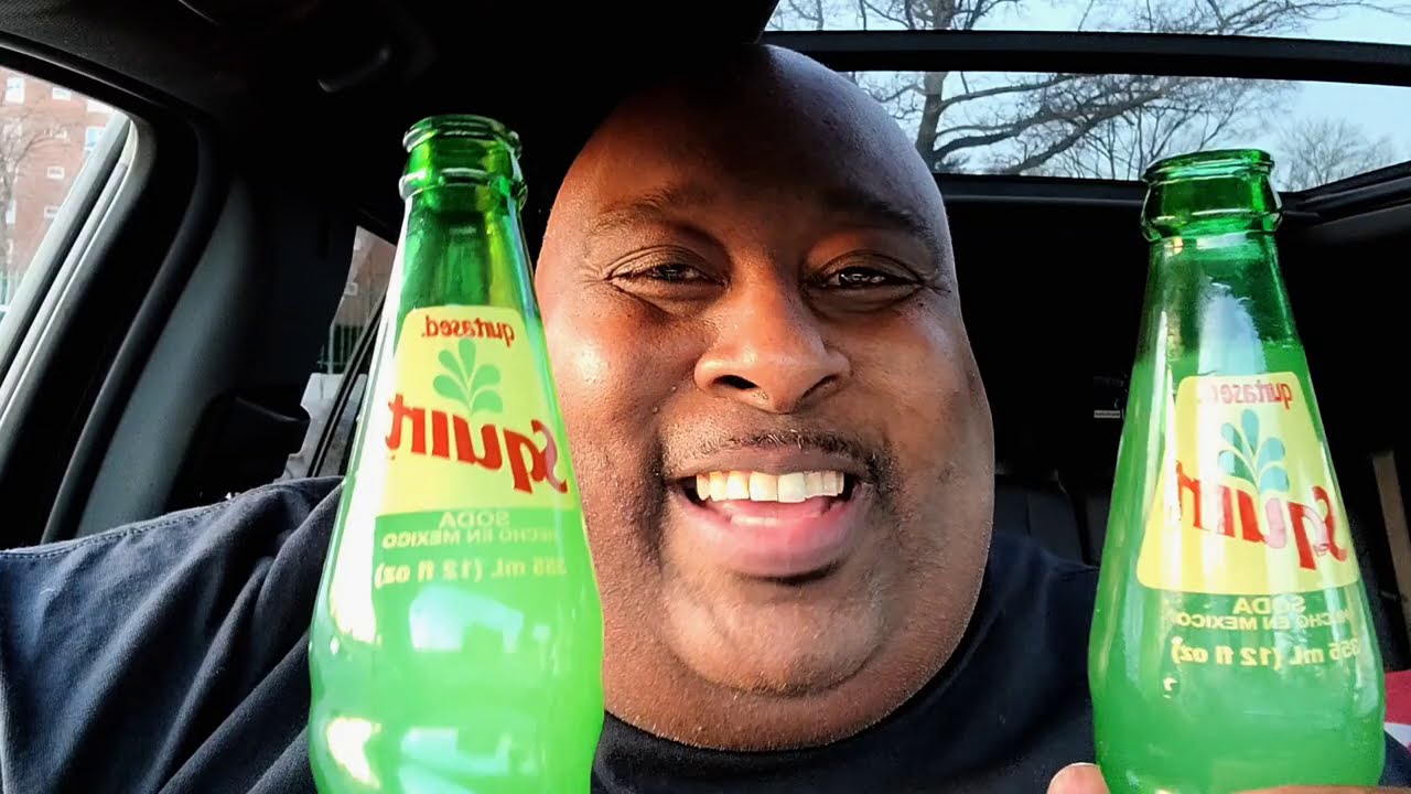 Trying Mexican Squirt Soda