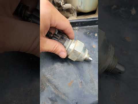 NP271D T-Case 4x4 Switch Uses SAME Connector as Jeep Horn!?
