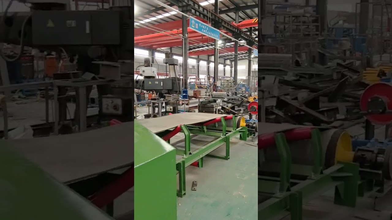 conveyor with tripper