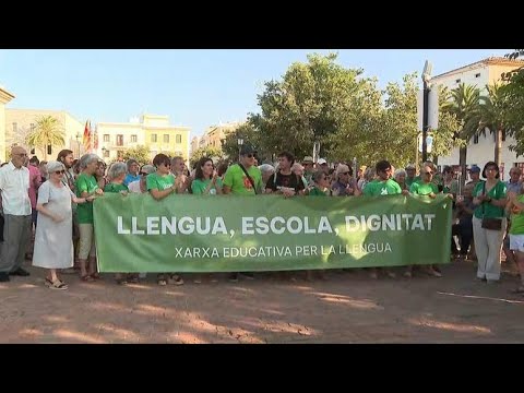 Concentració a Ciutadella en contra de l'acord lingüístic PP-VOX a les escoles