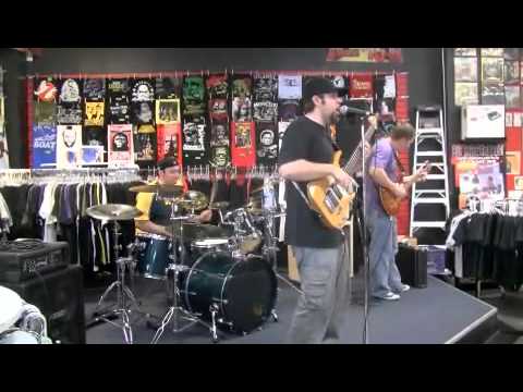 Svelte by Define Appropriate (LIVE @ Zia Records)