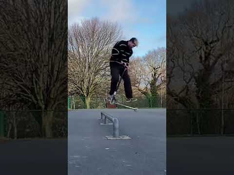 Satisfying Scooter Rail Combo 😍