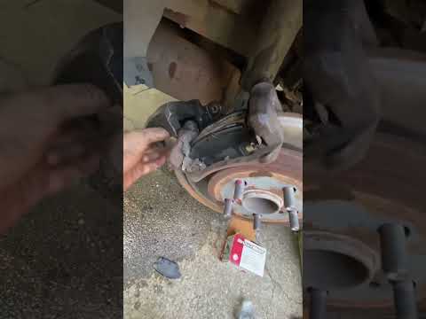 How to change the rear brake pads on a 2010-2019 Toyota Prius easy and less than 20min