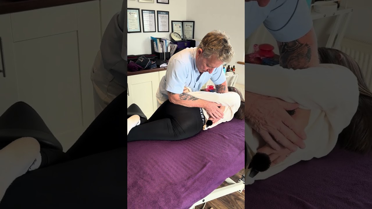 Lumbar Spine Manipulation #osteopathy #chiropractor #physiotherapist