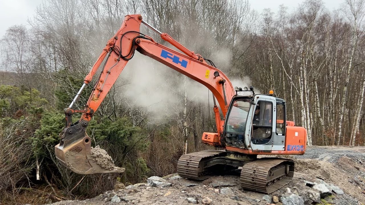Grävmaskin Hitachi EX135, Göteborg, Klaravik auktioner