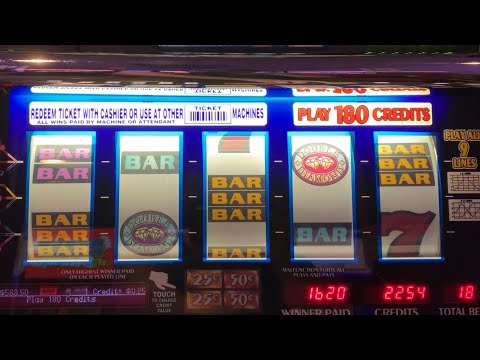 FREEPLAY challenge on Triple Double Diamond 9 lines