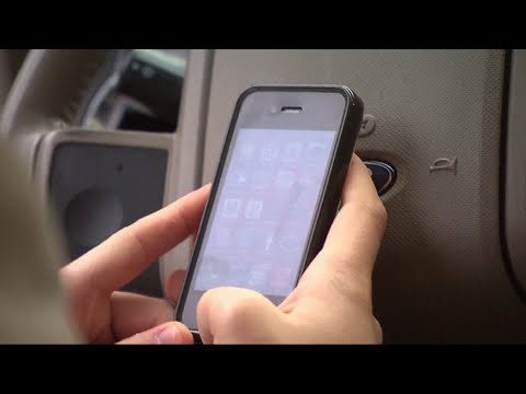 New law bans handheld phone use while driving in Pennsylvania by 2025