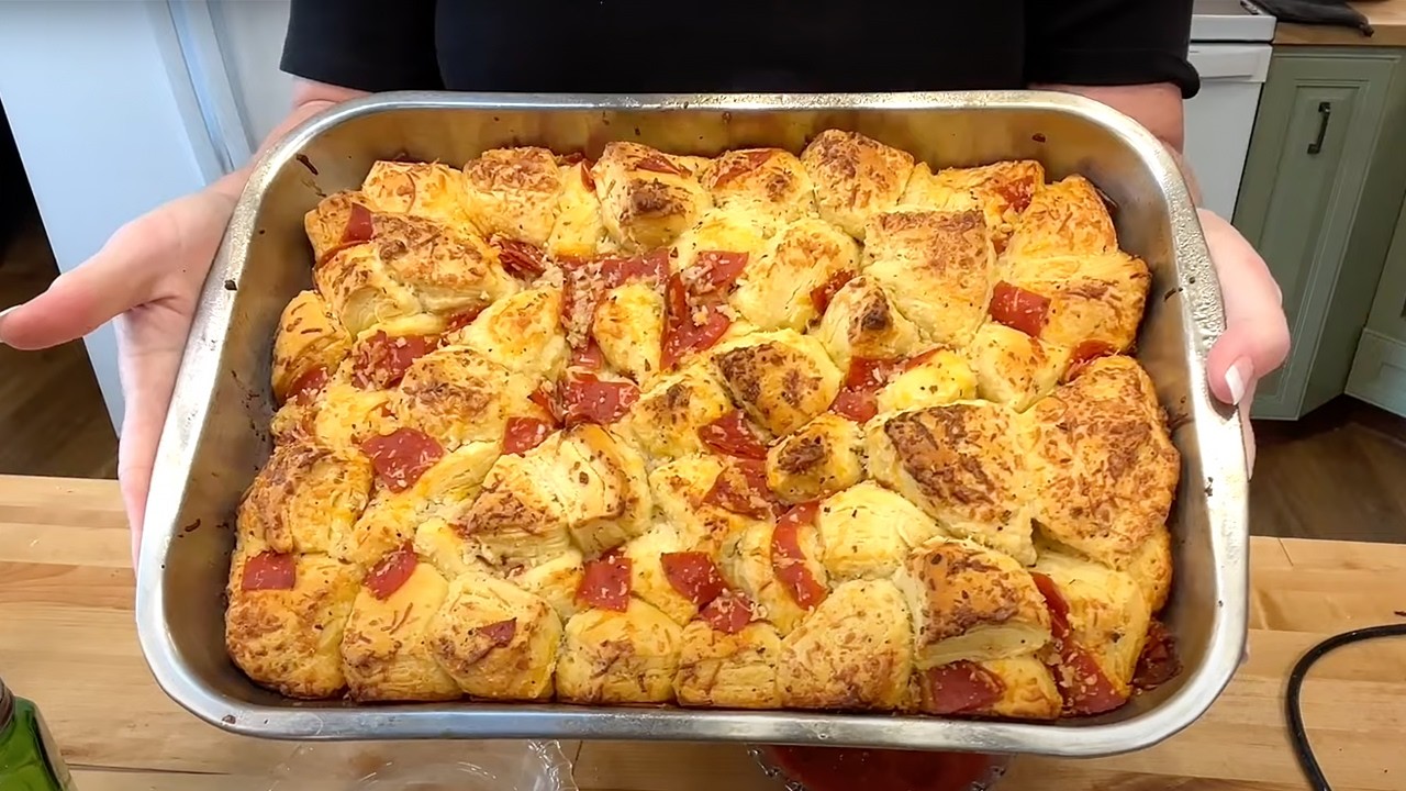 Budget Pizza Monkey Bread That Tastes Homemade!