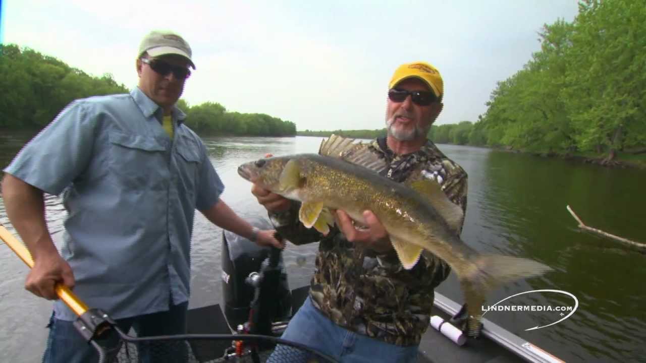 Springtime Post-Spawn Small River Walleye Advantages