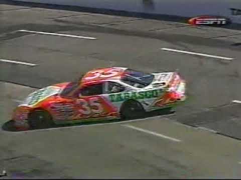 NASCAR's Most Memorable Moments at Martinsville Speedway