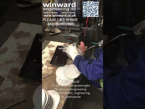 Hydraulic pressing 3mm #stainlesssteel plates #plasma #metalspinning #metalpressing#powdercoating