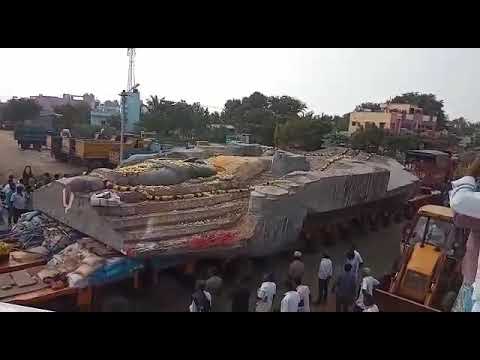 World largest one stone statue, on the way to Bangalore, Vishnu, Perumal Statue