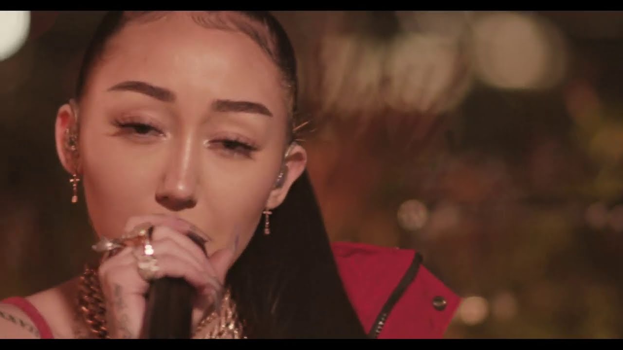 Noah Cyrus - July (Live From Freehand LA)