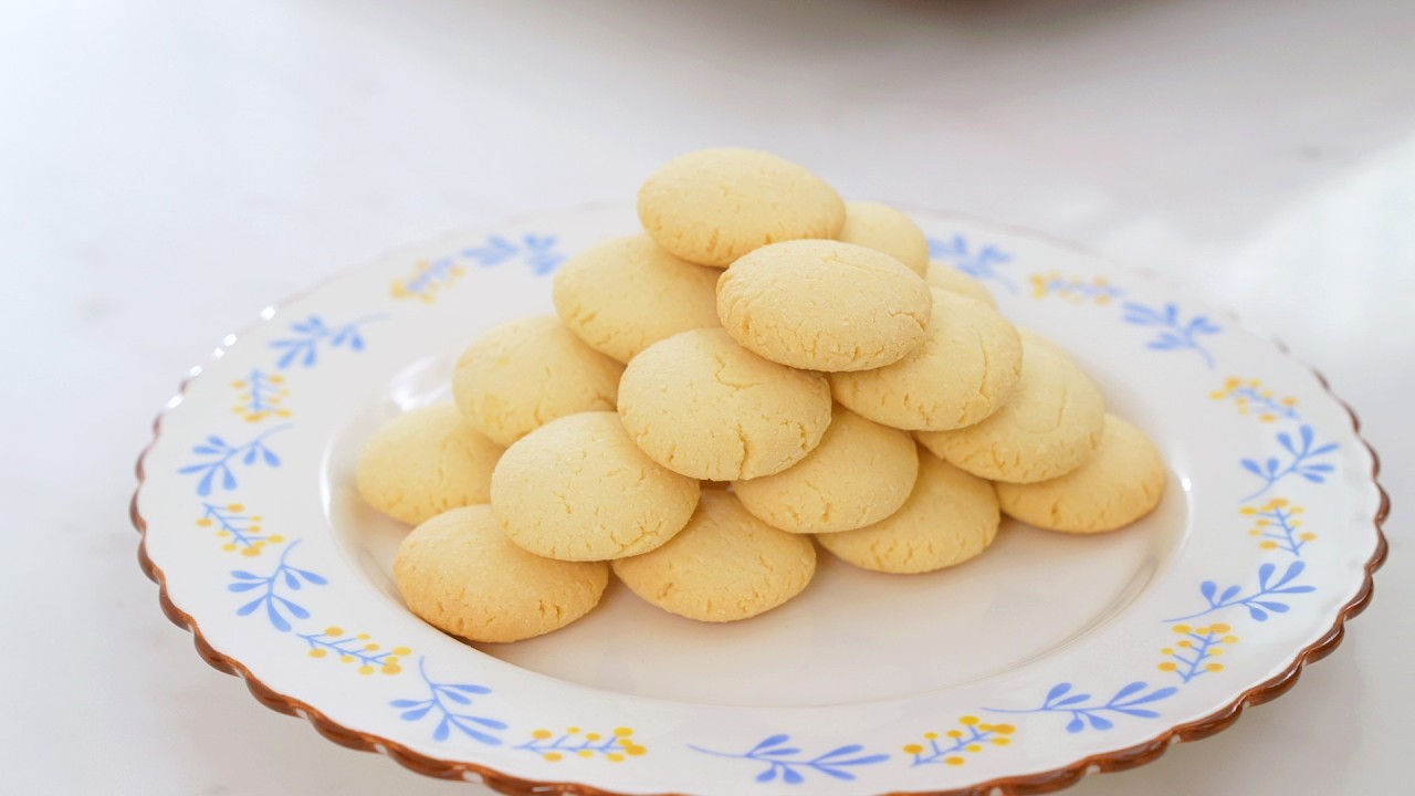 Coconut Cookies 椰子餅 ｜Apron
