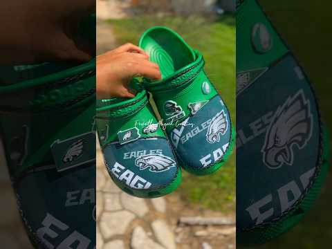 Custom Crocs For Men 🤩 | #customcrocs #philadelphiaeagles