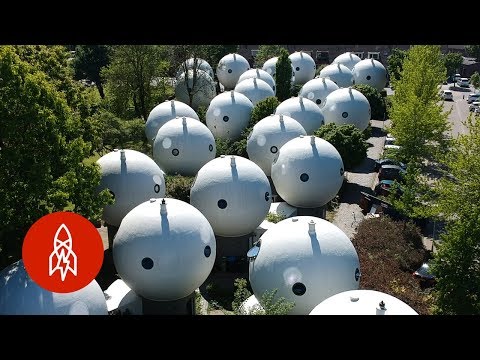 Great Big Story - The Netherland's F…: English ESL video lessons