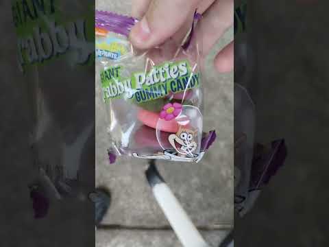 opening a SpongeBob mystery weeble wobble with gummy and sticker😄😄😄