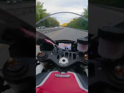 2022 Yamaha R1 zero to speed limit #yamaha #yamahar1 #moto #superbike #short