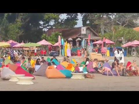 لا فلانجا في شاطئ بحر ميساري ( La Plancha Mesari Beach ) – Daleel Bali ...