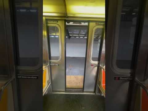 R62 1 Train #1520 Door Chime