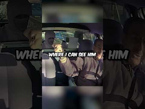 Cop Catches Taxi Robbery in Action!