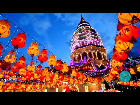 Discover the heart and soul of Malaysia with Pay It Forward Tours!