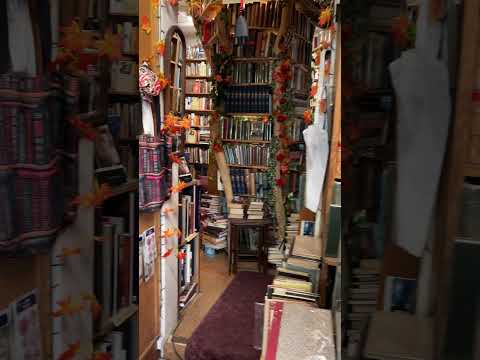 DREAMY Vintage Bookshop in London #england #anglophile #bibliophile