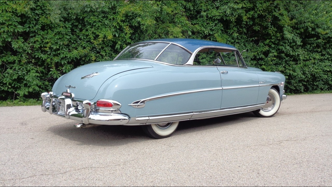1952 Hudson Hornet Looks Fabulous in Two-Tone Blue, Packs Twin H-Power ...