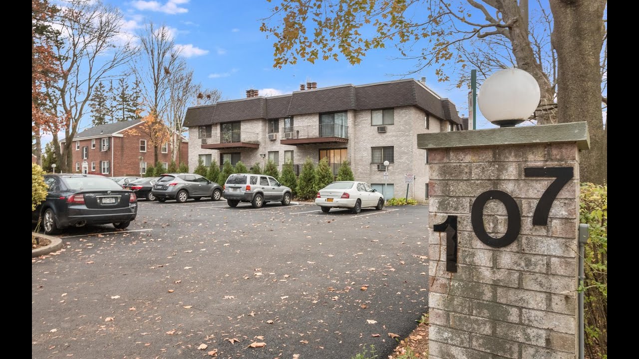 Real Estate Video Tour | 107 N Broadway #206, White Plains, NY 10603 | Westchester County, NY