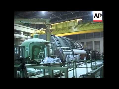 Tour of nuclear facility plus comment by Iranian FM
