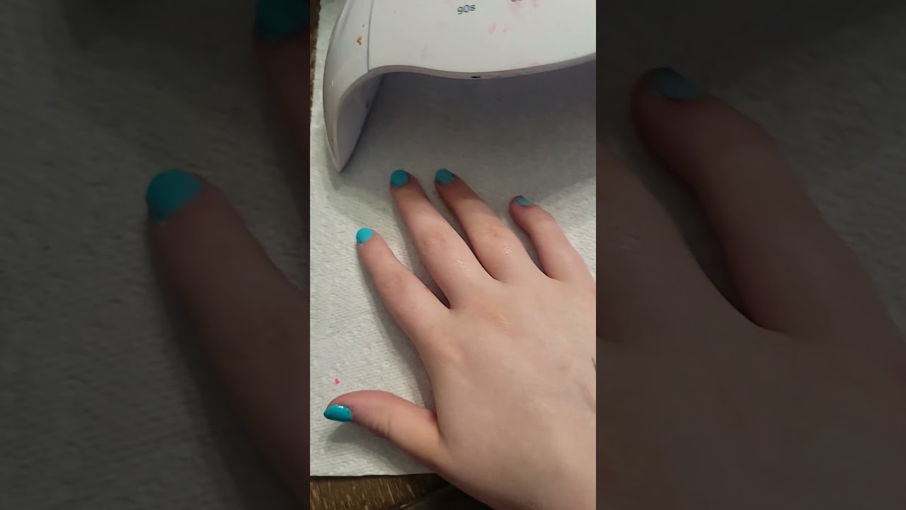 p1 of Miku nails
