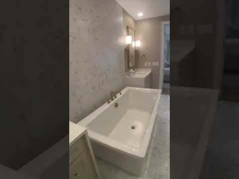 Eggshell paint in bathroom