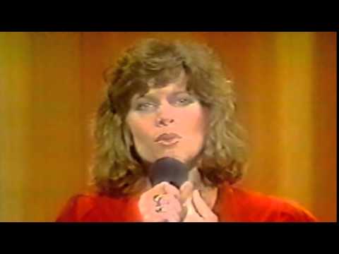 DEBBY BOONE - "Baruch Hashem Adonai" (Live)