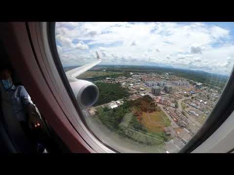 Landing at Kuching International Airport (KCH/WBGG), Malaysia Airlines Boeing 737-800