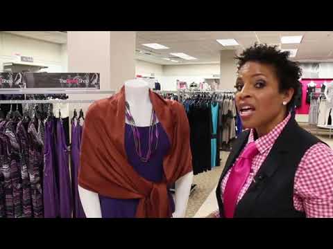 How to Wear a Shawl With a Dress