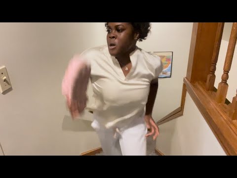 HOW MOMS ACT WHEN COMPANY LEAVES.. πππ€£