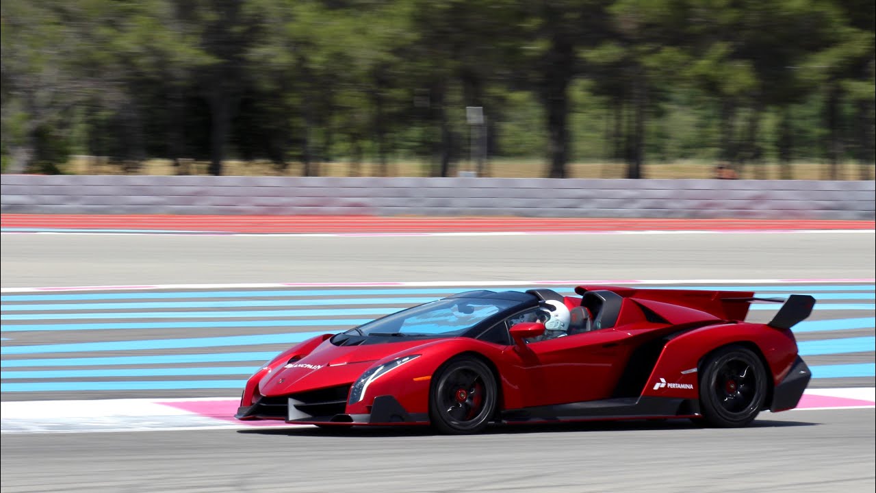 Lamborghini Veneno roadster on the Paul Ricard's track !