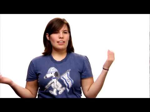 The Elmhurst College Experience: Aleya Schwartz