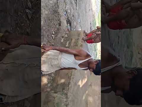 What is the mean of short? Paula video
