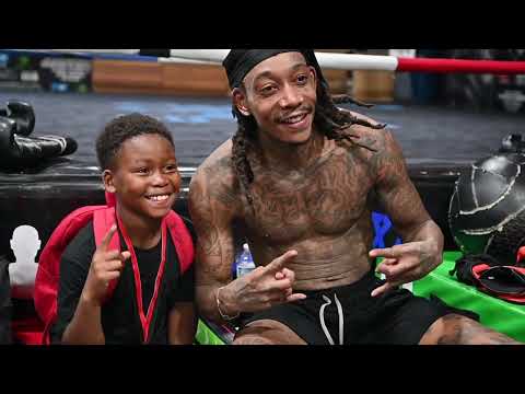 Wiz Khalifa - DayToday: Taylor Gang The World Tour Ep 8