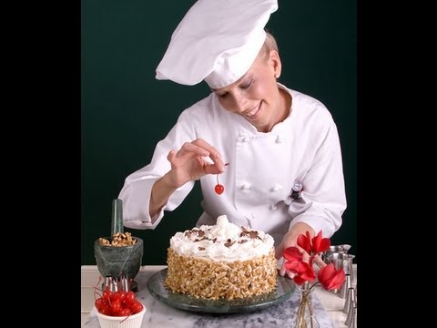 How to Become a Pastry Chef - Pastry Chef Lessons