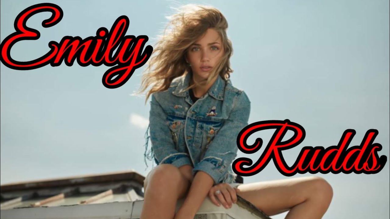 Emily Rudds Photos