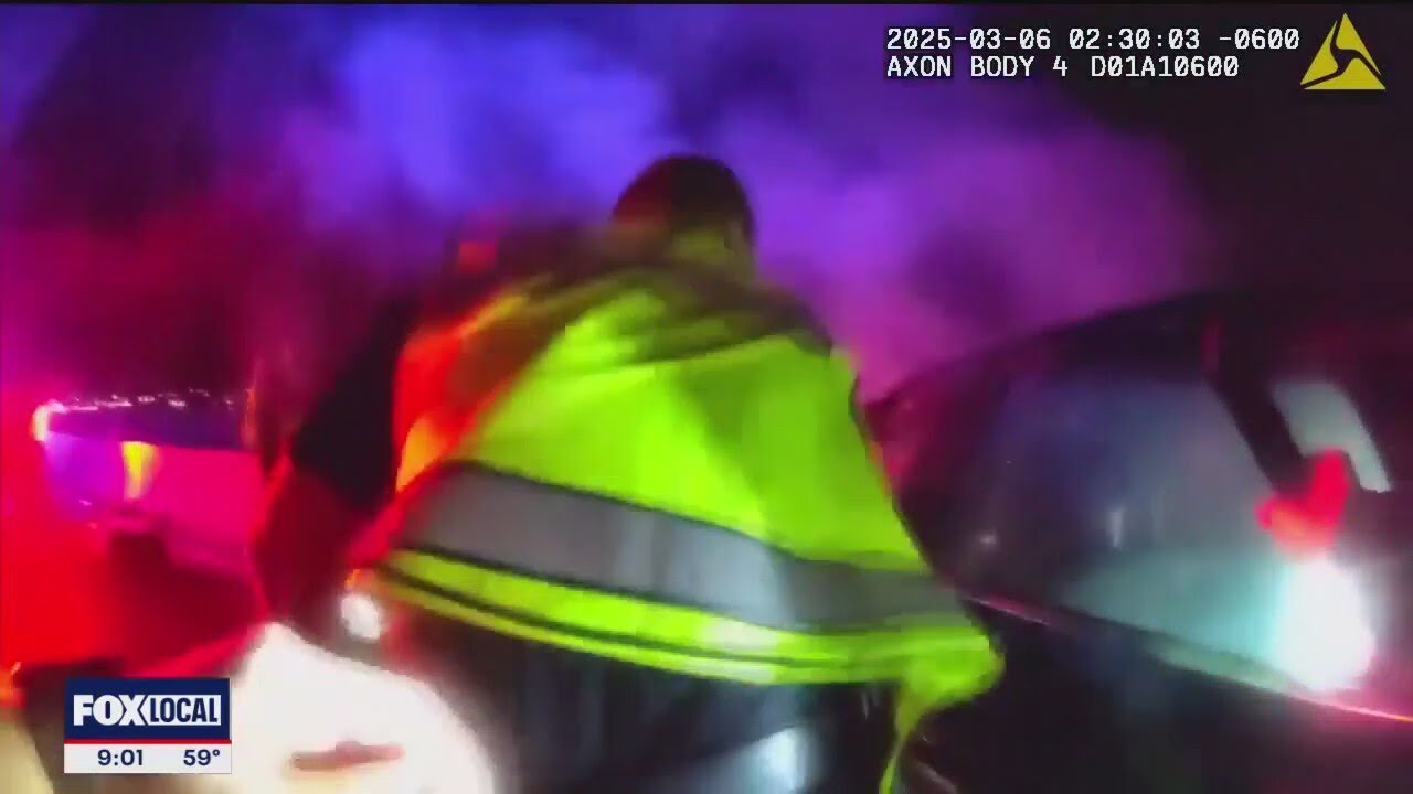 Texas officer rescues suspected drunk driver who crashed into his squad car