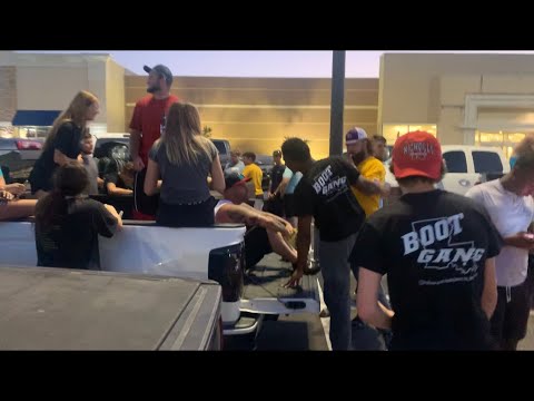 Louisiana Truck Meet.. Boot Gang Cuttin Up!